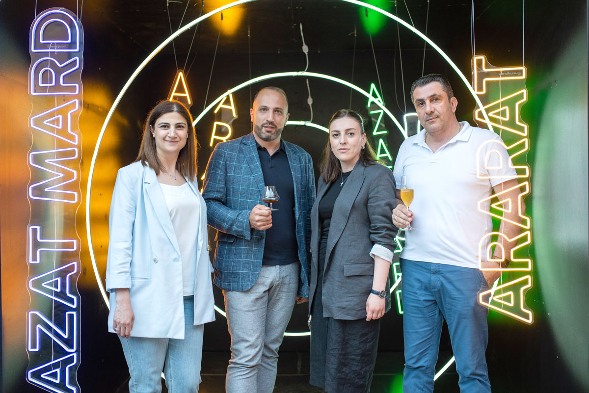 AZAT MARD X ARARAT ՀԱՄԱԳՈՐԾԱԿՑՈՒԹՅԱՆ ՇՆՈՐՀԱՆԴԵՍԸ - Kamoblog.tv